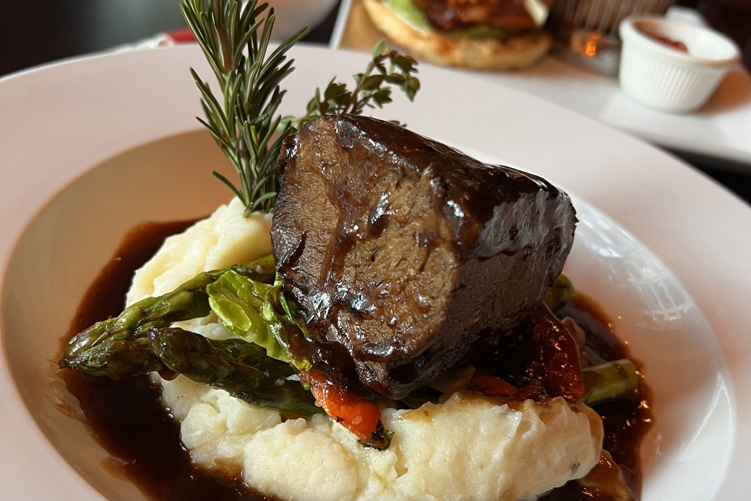 DTLA Power Lunch: Mid-Day Meals Downtown Can’t Afford to Miss