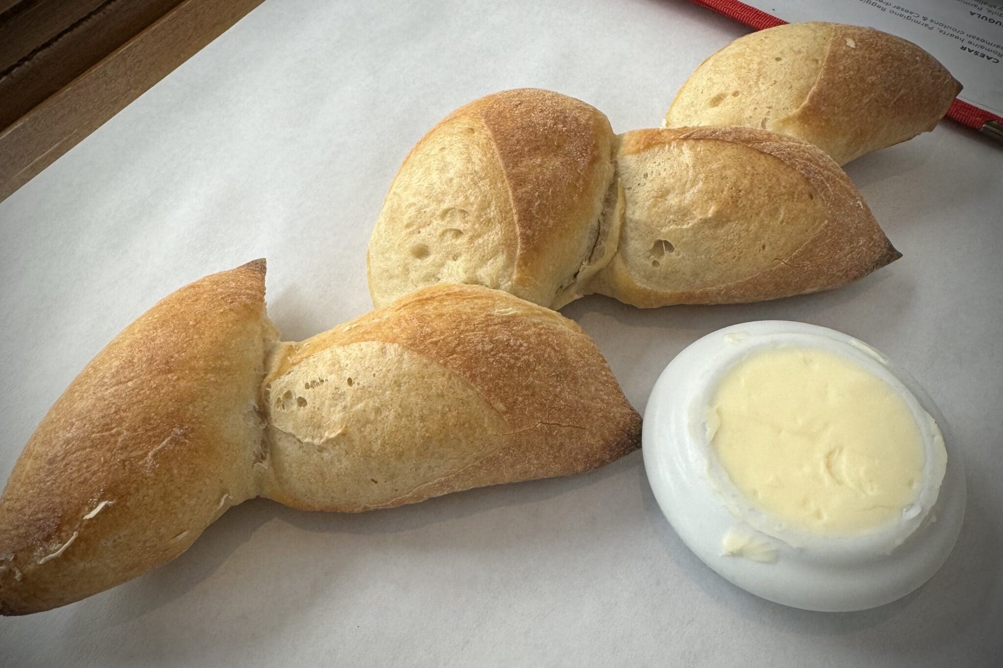 Bottega Louie: A White & Pink Feast for the Senses