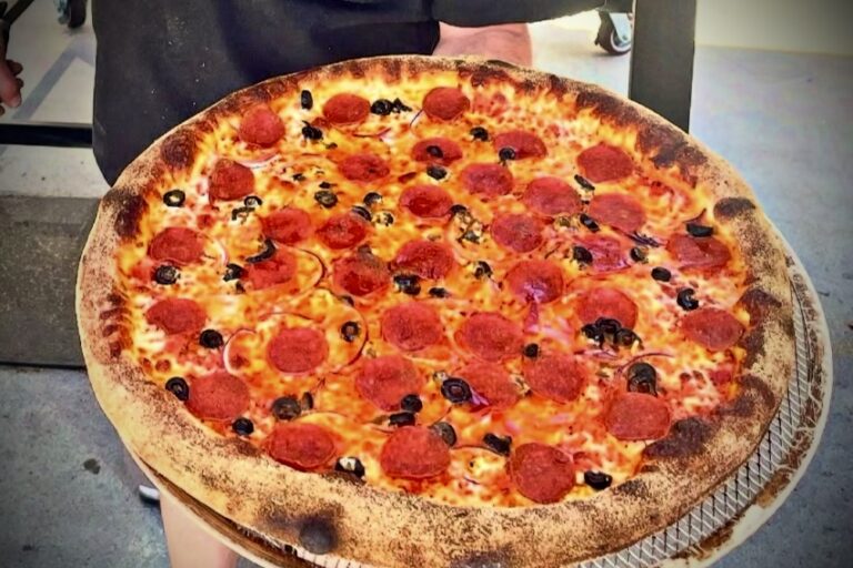 Say Cheese! DTLA Pizza Lovers - The Ultimate Pizza Experience is ...