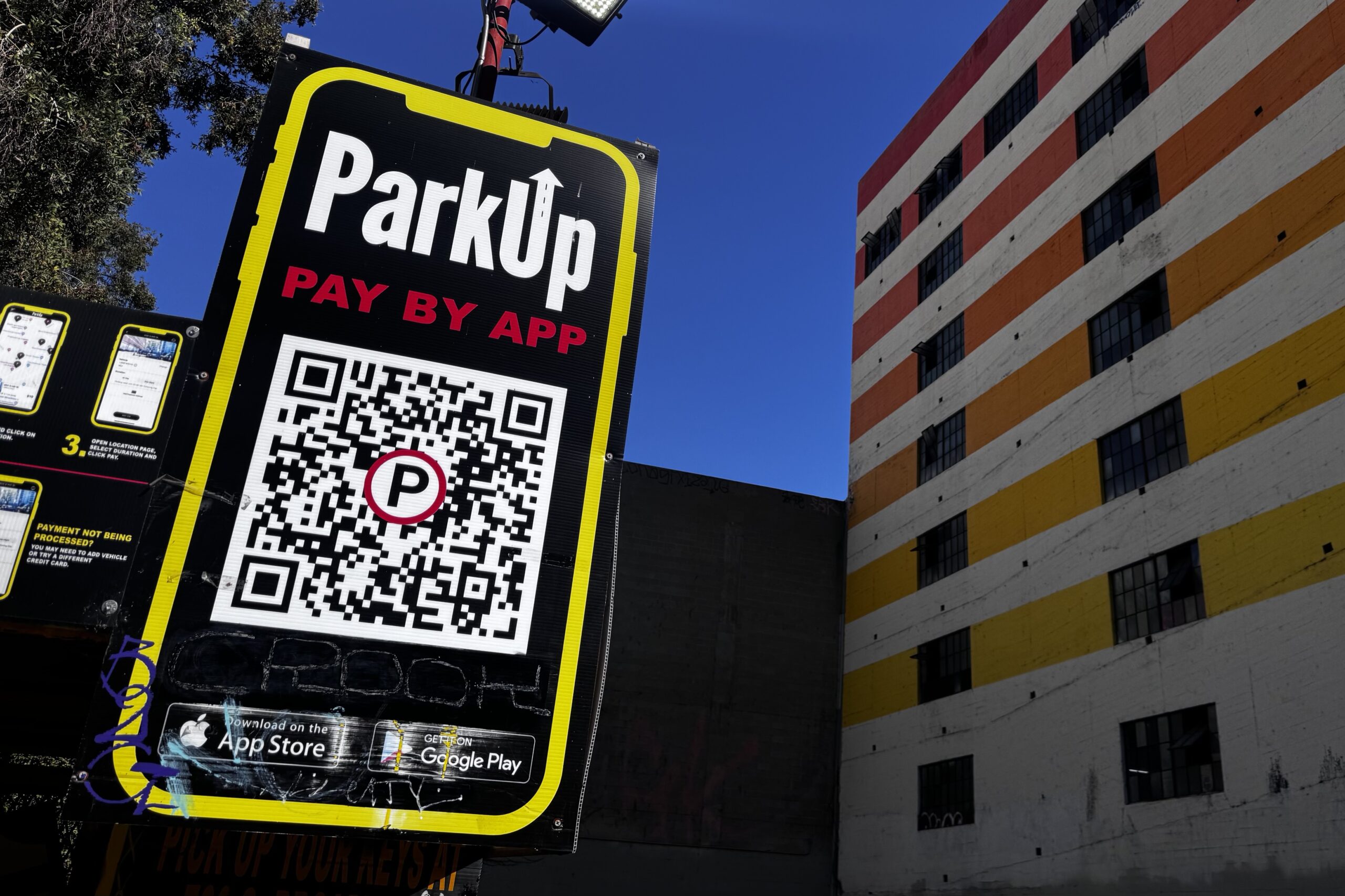 ParkUp - The App Changing the Way LA Parks — One Lot at a Time
